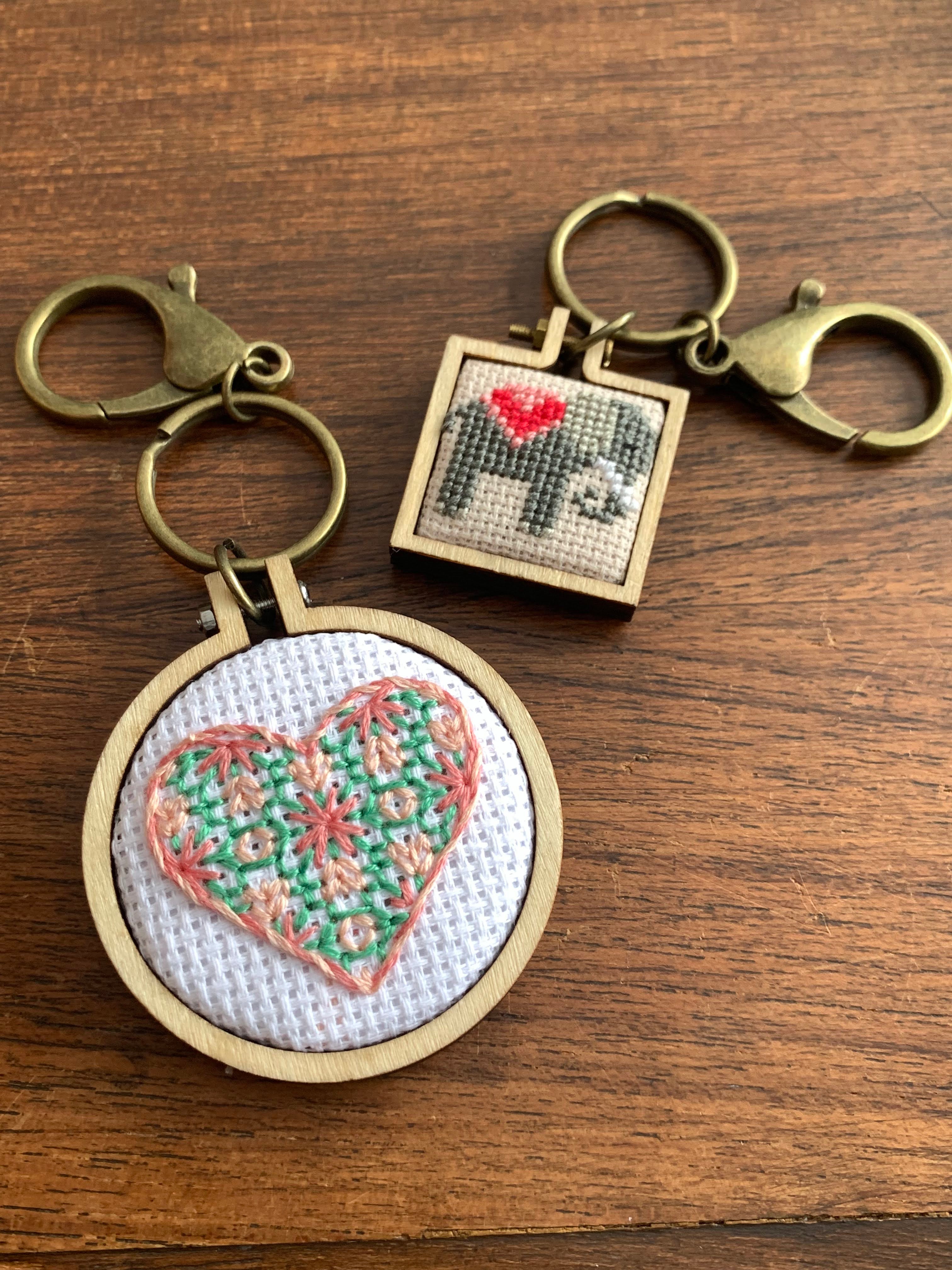Key chains – Over the Rainbow Stitching